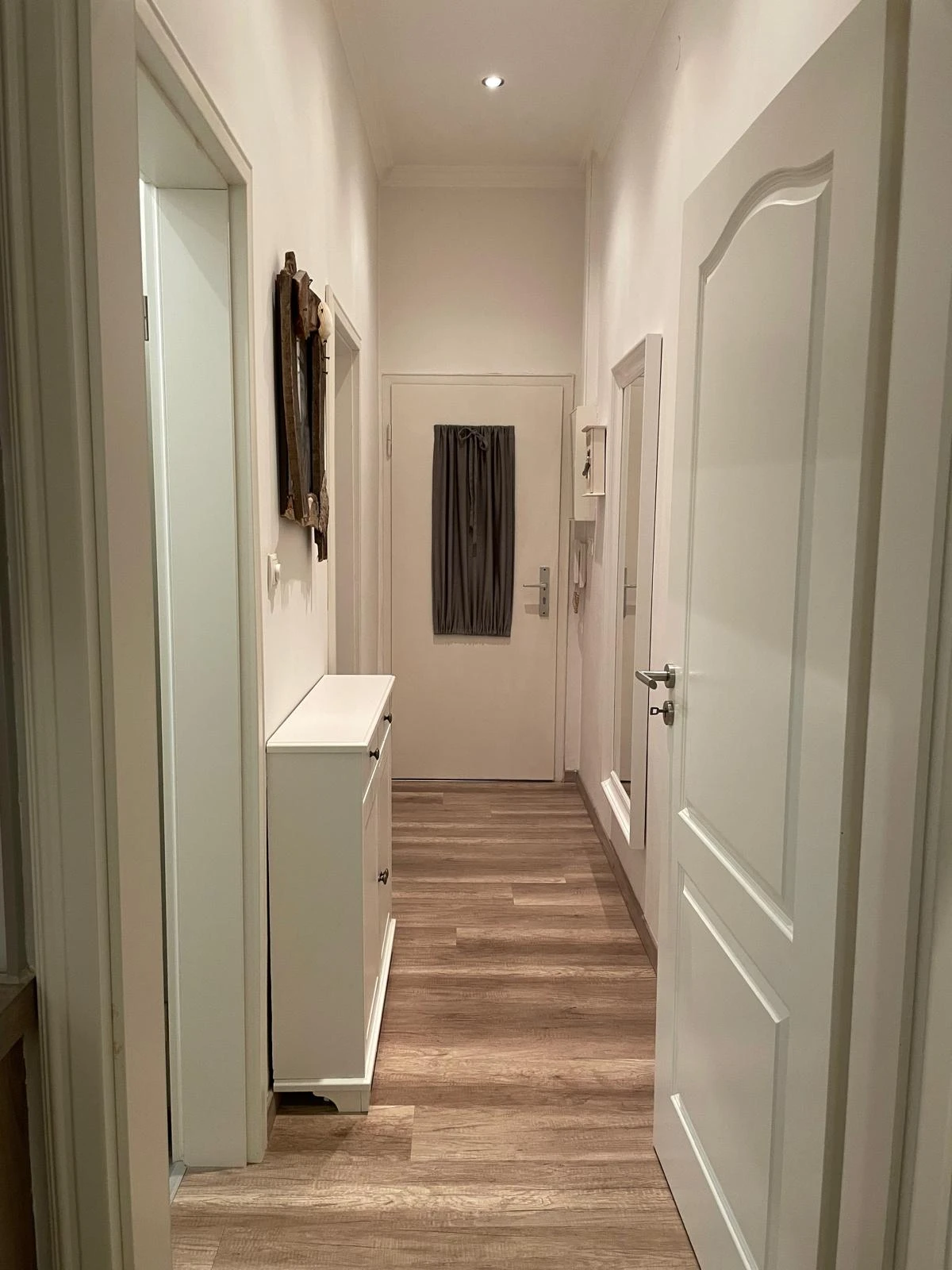Möblierte Wohnung Apartment Bremen walle Utbremen - Schwarzes Brett auf ...